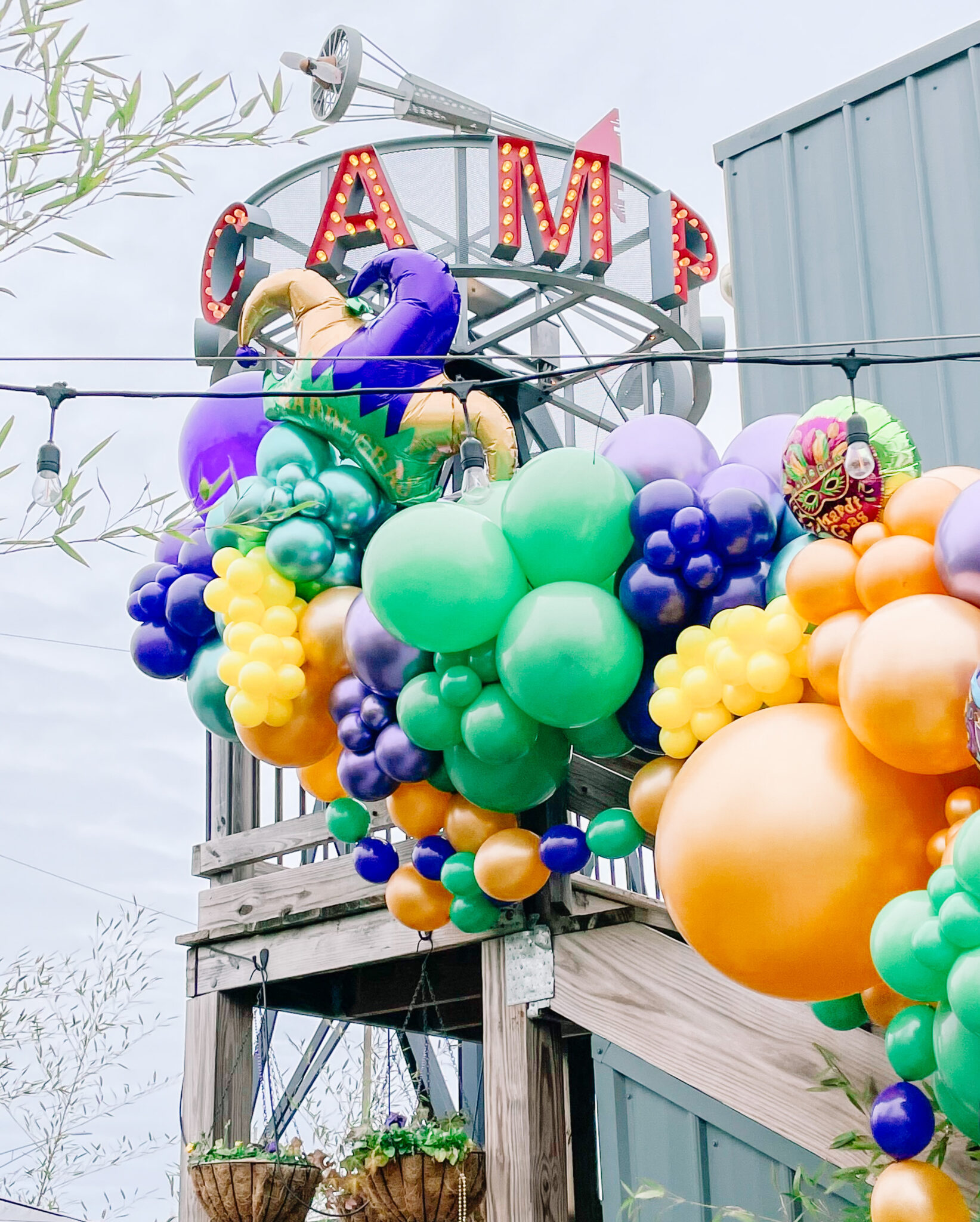 Services - Gina's Balloon Decor